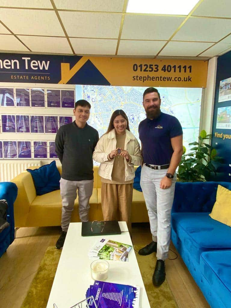 Happy Friday! | Stephen Tew